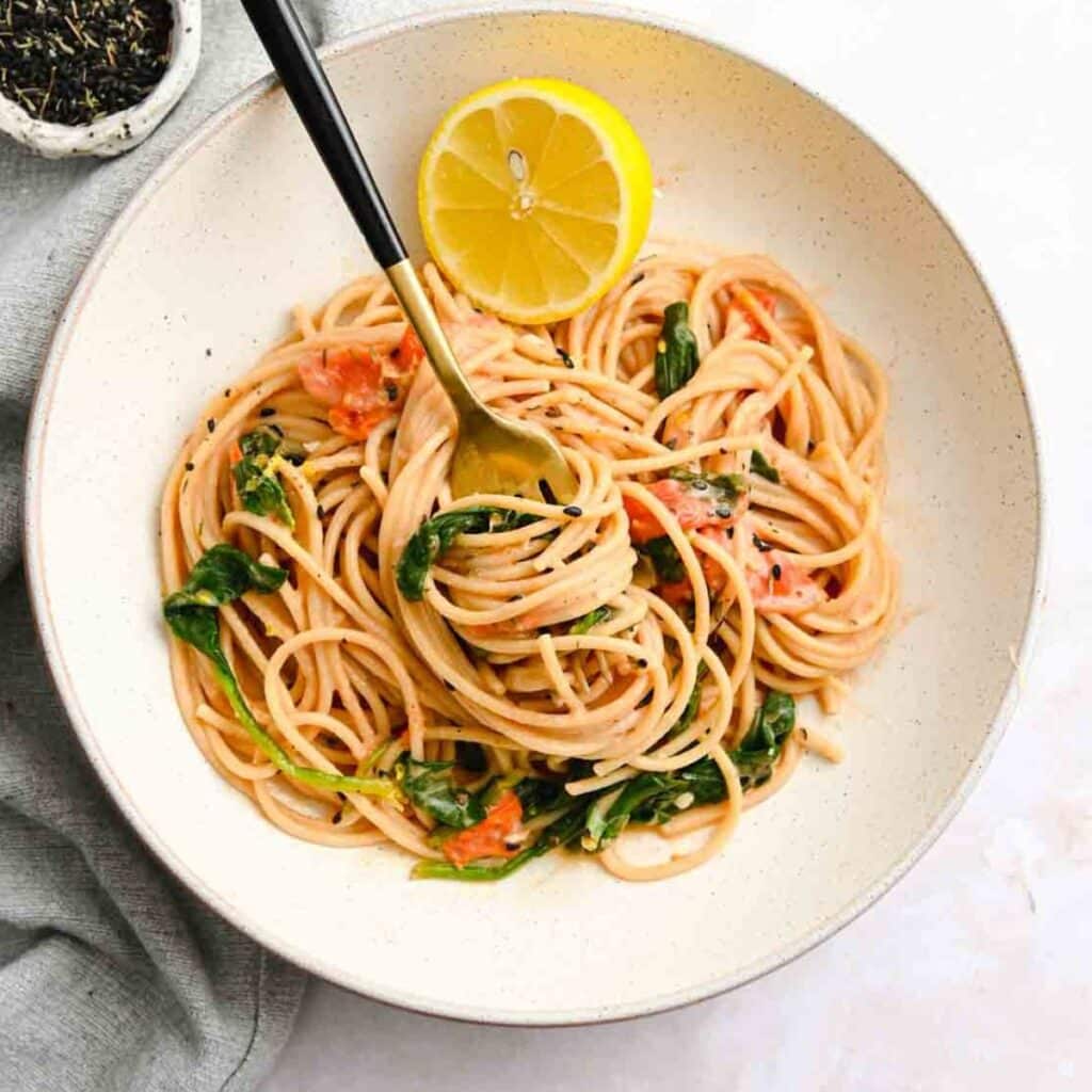 Lemon Hummus Pasta - Cozy Peach Kitchen