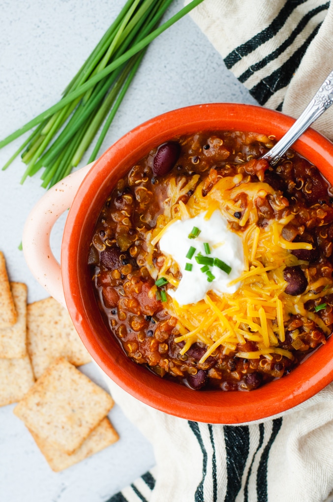 Vegetarian Quinoa Chili - Cozy Peach Kitchen