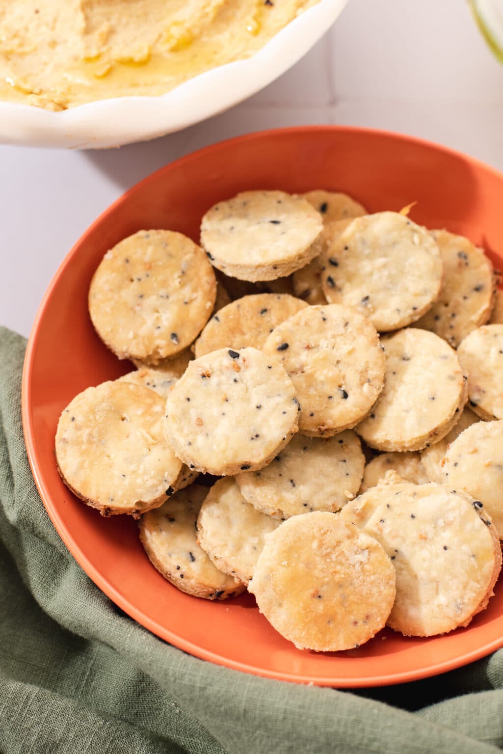 Everything Bagel Seasoning Crackers - Cozy Peach Kitchen