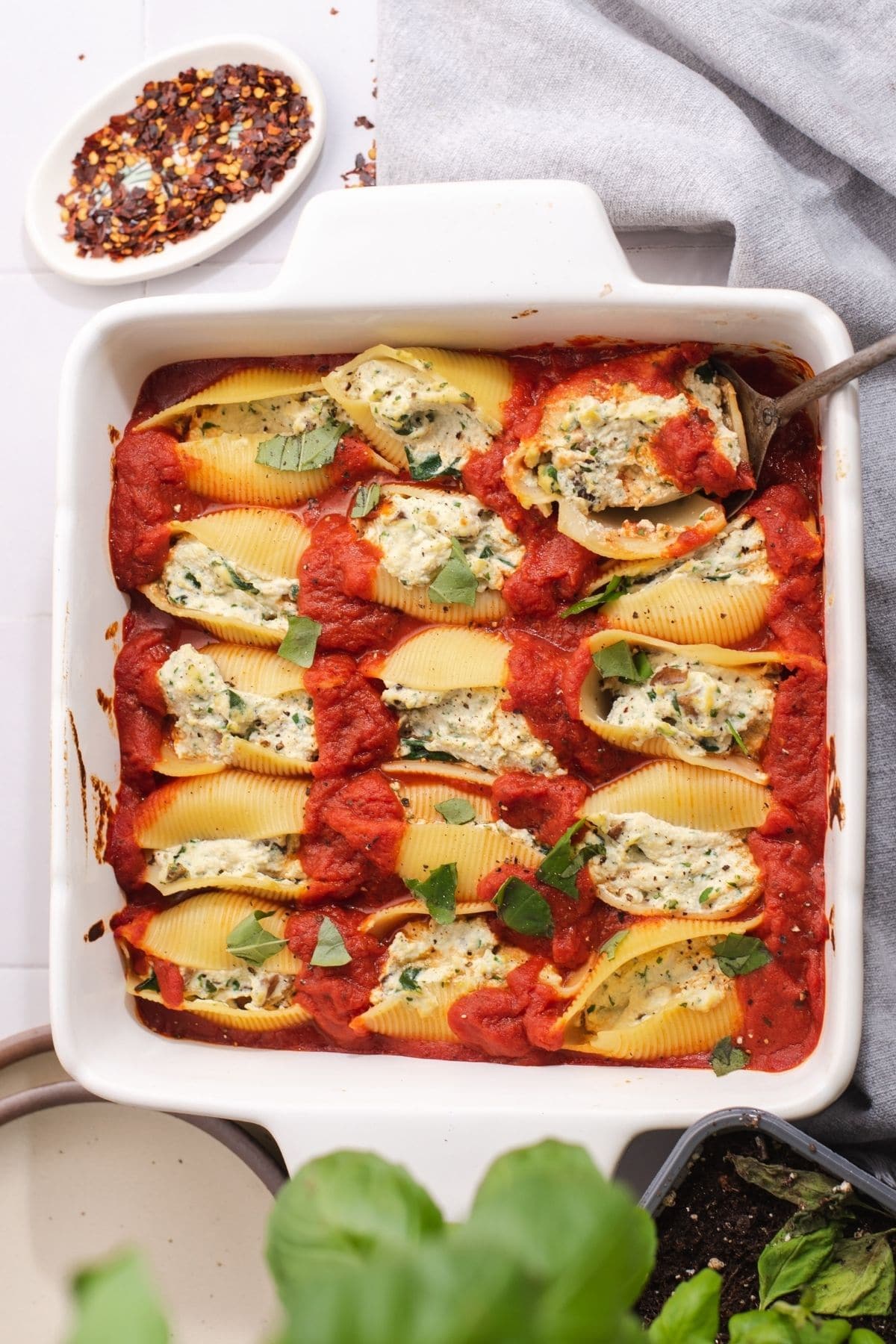 Vegan Stuffed Shells with Tofu Ricotta - Cozy Peach Kitchen