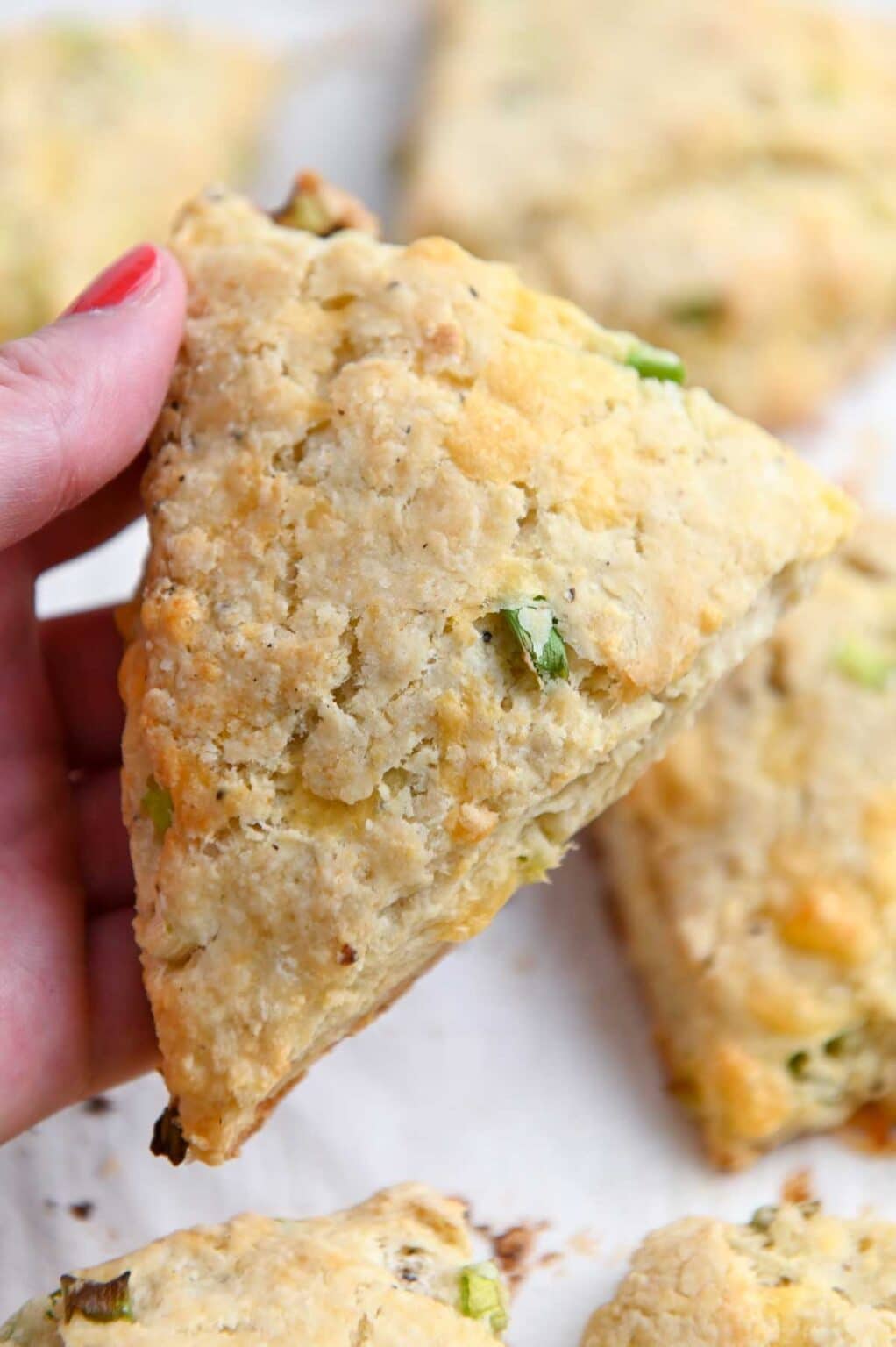 Cheddar Scallion Scones - Cozy Peach Kitchen