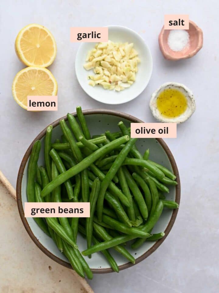 Lemon Garlic Roasted Green Beans - Cozy Peach Kitchen