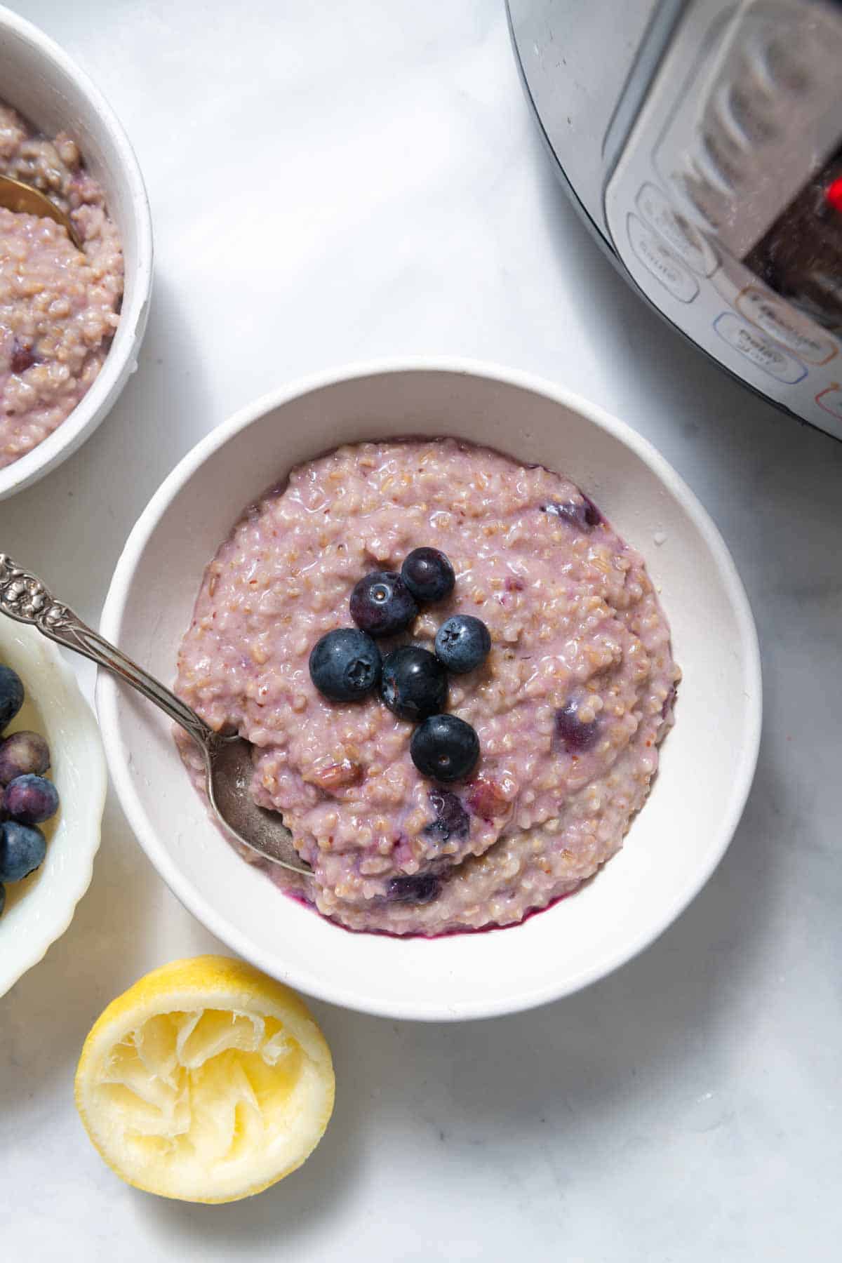 Instant Pot Blueberry Steel Cut Oats - Cozy Peach Kitchen